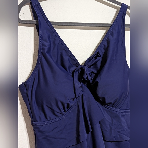 BloomChic | Swim | Bloomchic Knotted Front Ruffle Tiered Tankini Top ...